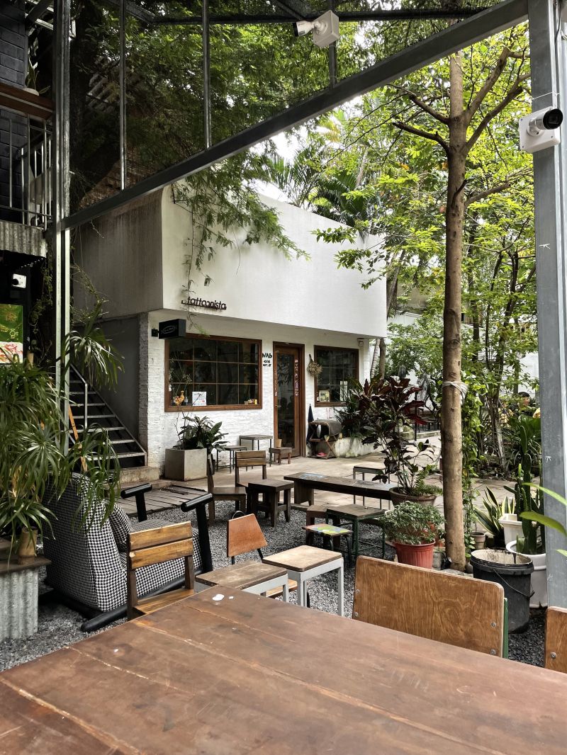 Top 10 Quán cafe nghệ thuật thu hút nhất Sài Gòn - toplist.vn